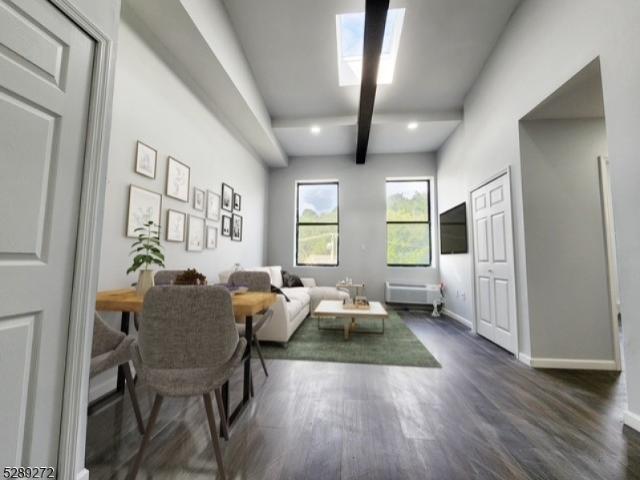 73d Sparta Ave # 400