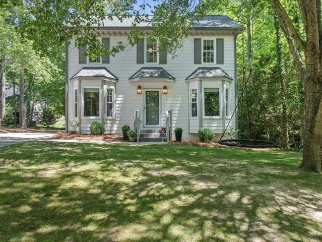 7004 Norwich Dr, Raleigh, NC 27613
