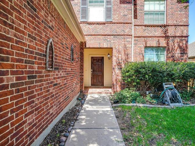 7004 Alcala