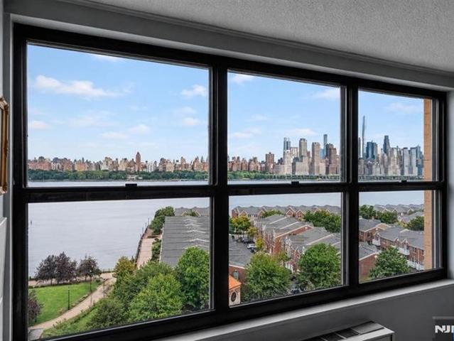 7004 Kennedy Blvd E Apt 10E, Guttenberg, NJ 07093