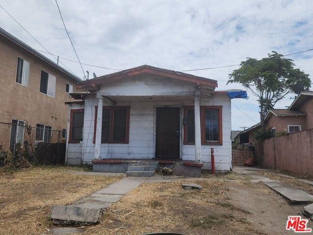 7004 S San Pedro St, Los Angeles, CA 90003