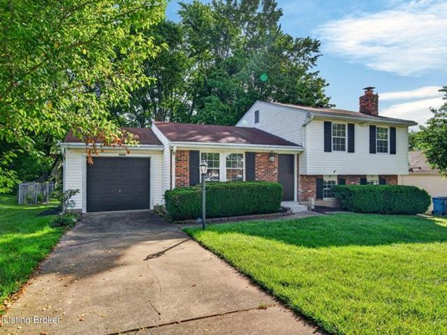 7005 Apple Orchard Ln, Crestwood, KY 40014