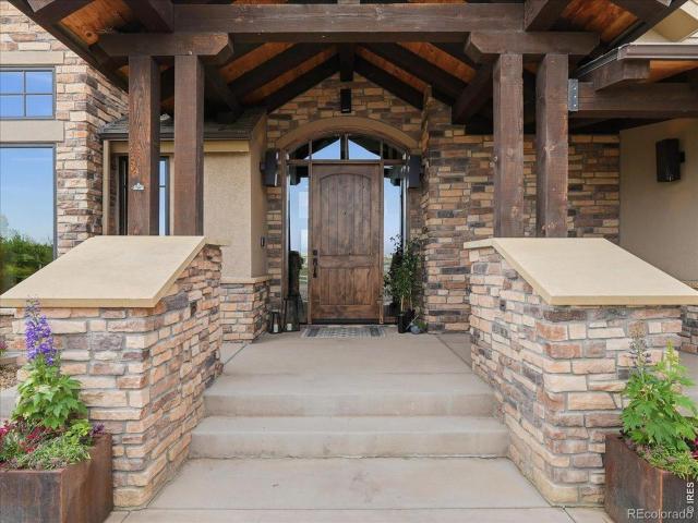 7005 Clearwater Drive