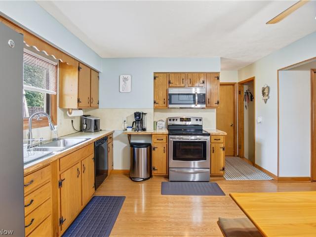7005 Edgecliff Drive