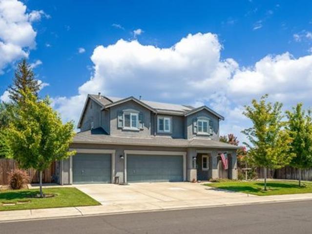 7005 Prelude Ln, Hughson, CA 95326