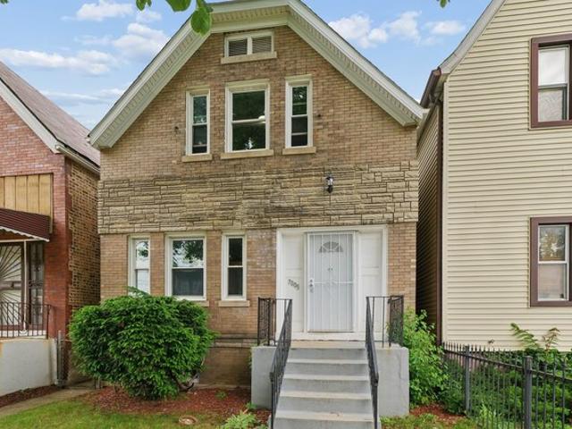 7005 S Eberhart Ave, Chicago, IL 60637