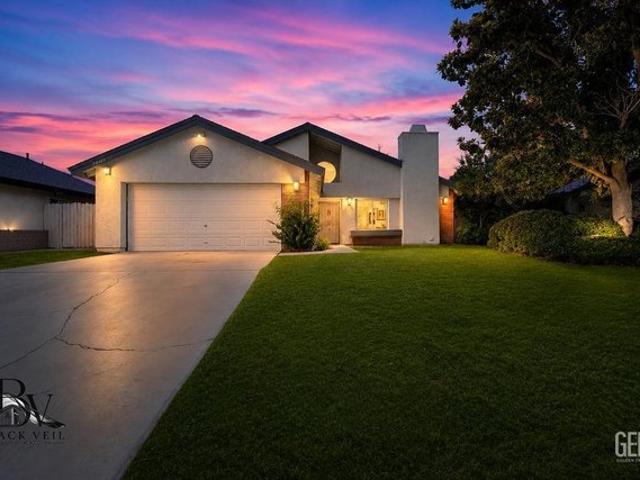 7005 Shelby Loop, Bakersfield, CA 93309