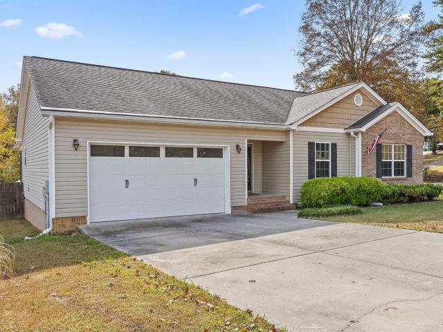 7006 Maple Leaf Lane