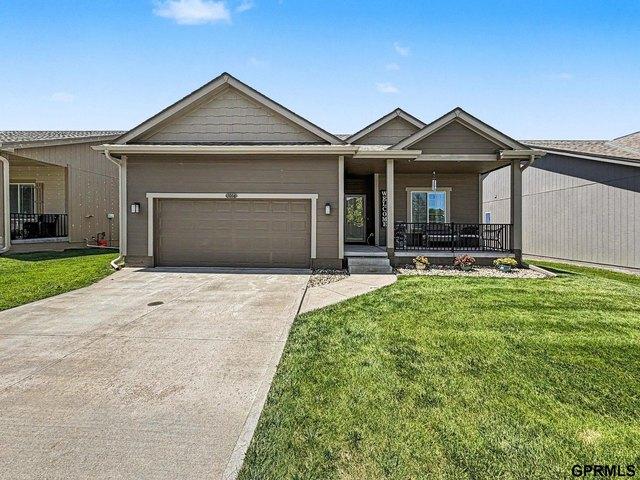 7006 N 143rd Cir, Omaha, NE 68142