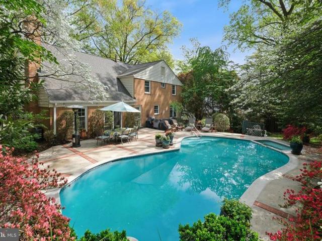 7006 Old Cabin Ln, North Bethesda, MD 20852