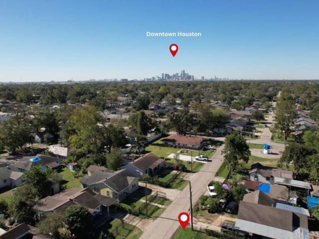 7007 Eagle Pass St, Houston, TX 77020 | MLS #56497 | Compass
