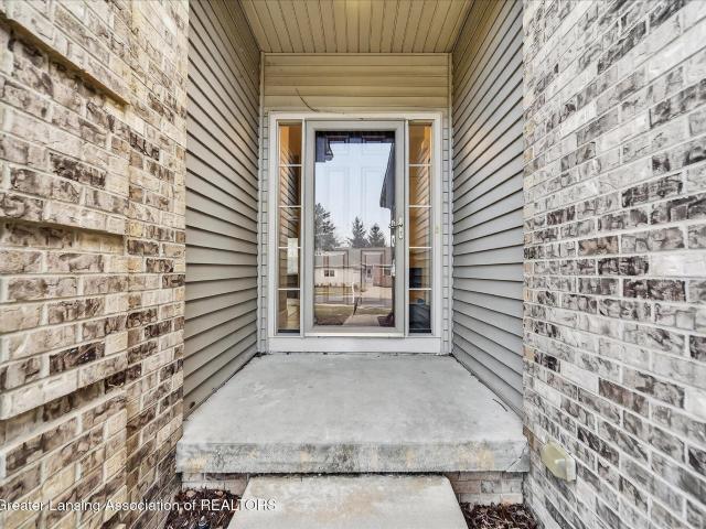 7007 Ravenna Trail