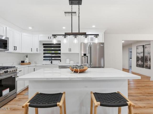 7007 W Wanda Lynn Ln, Peoria, AZ 85382