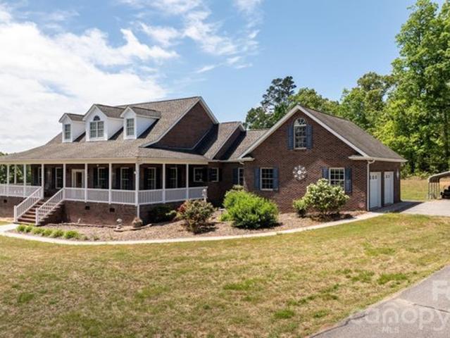 7008 Peyronel St, Connelly Springs, NC 28612