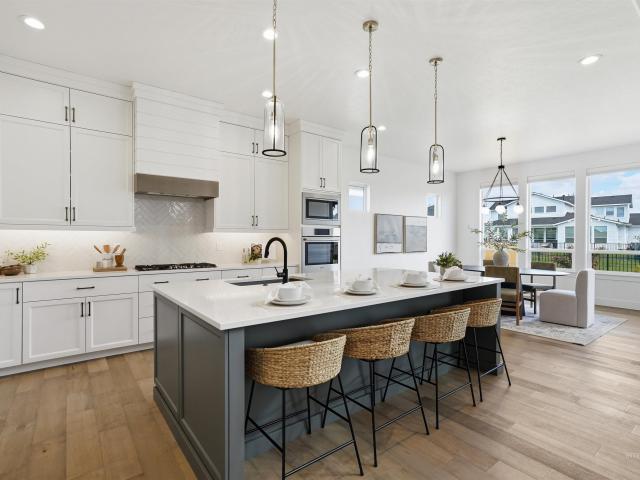 7008 Saddle Bred Way
