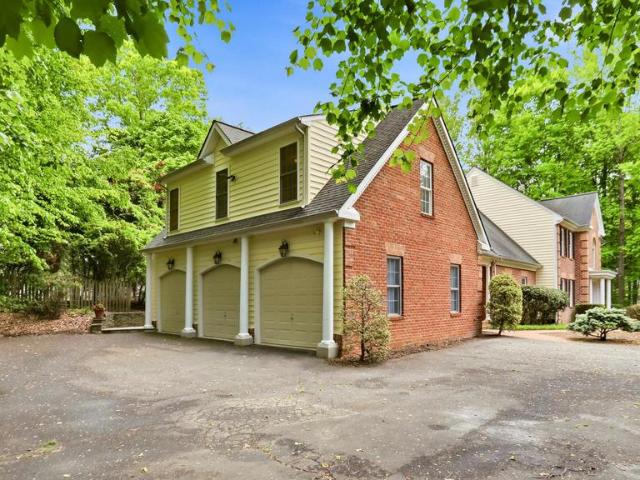 7008 Trappers Court