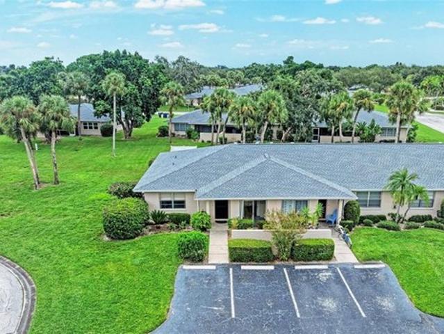 7008 W Country Club Dr N Unit 139, Sarasota, FL 34243