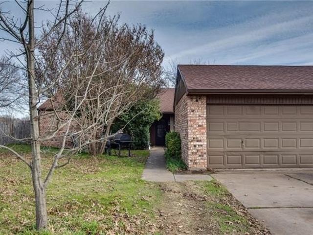 7008 Windhaven Rd, North Richland Hills, TX 76182