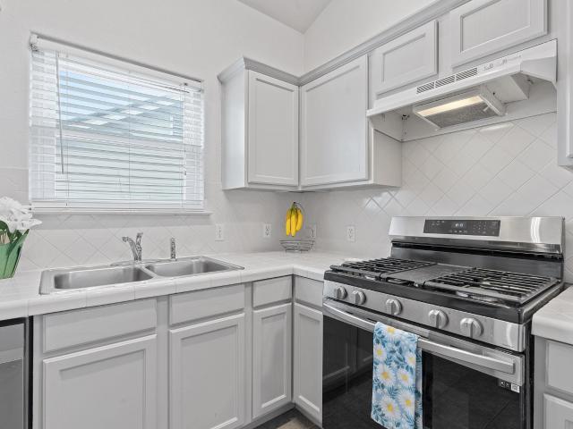 7009 Marejada Dr