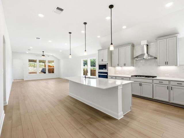 7009 Cliff Rose Dr