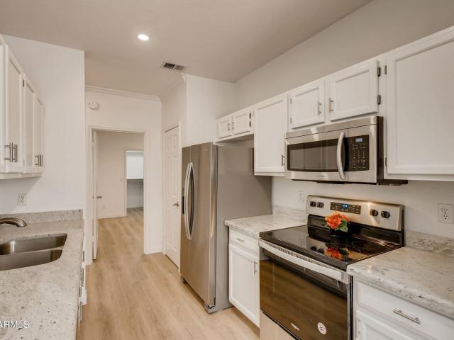 7009 E Acoma Dr 2132, Scottsdale, AZ