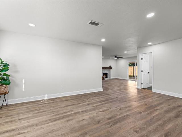 7000 Overhill Road