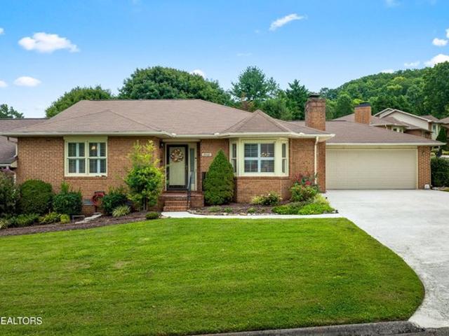 7000 Ashley Ct, Knoxville, TN 37921