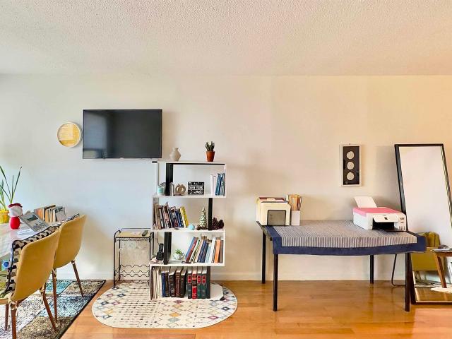 7000 Blvd East # 25A