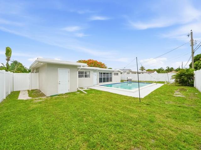 7000 Hope St, Hollywood, FL 33024