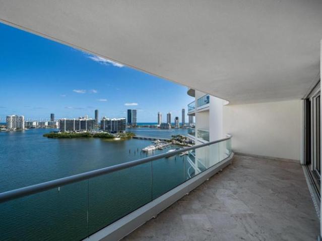 7000 Island Blvd #1707, Aventura, FL 33160