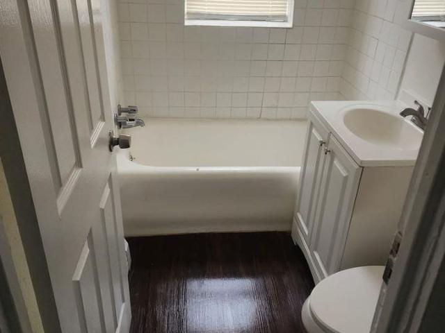 7000 S Stewart 2 Bedroom Apartment for Rent at 7000 S Stewart Ave, Chicago, IL 60621 Englewood