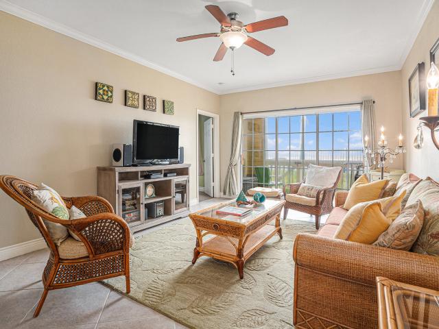 7000 Seawall Blvd, Unit 1011, Galveston, TX 77551 | MLS #7616 | Compass