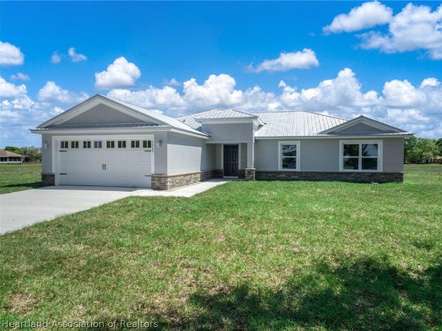 7000 Woodmont Ct, Sebring, FL 33876 | MLS #323894