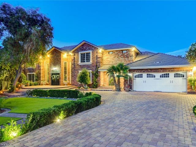 7001 Alamitos Circle