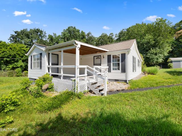 7001 Bert Newman Lane