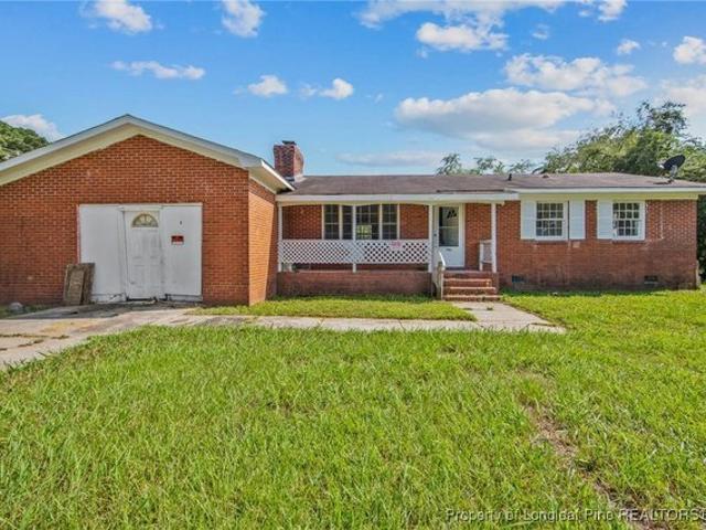 7001 Bronwyn St, Fayetteville, NC 28314