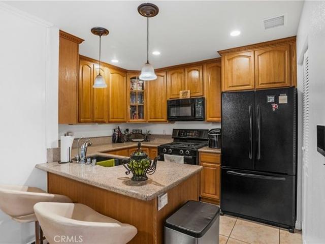 7001 Church Ave Unit 40, Highland, CA 92346