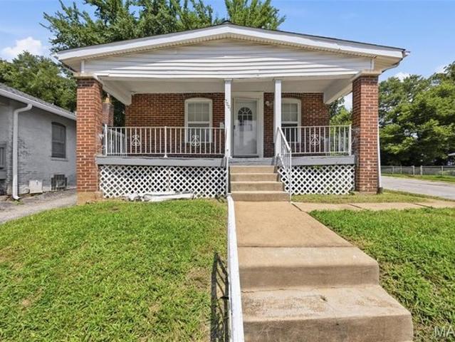 7001 Edison Ave, Saint Louis, MO 63121
