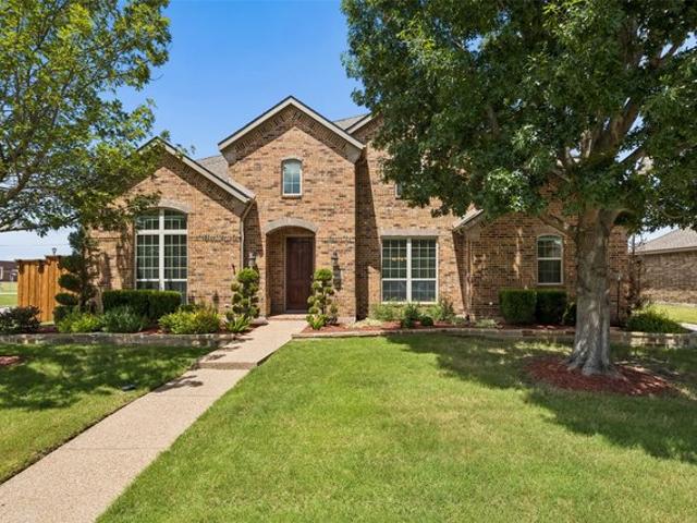 7001 Handen Dr, Rowlett, TX 75089