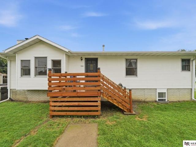 7001 Logan Ave, Lincoln, NE 68507