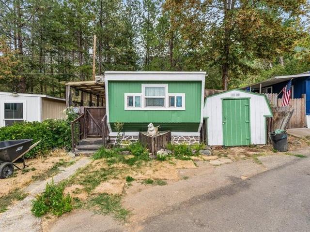 7001 Rogue River Hwy Spc 25, Grants Pass, OR 97527