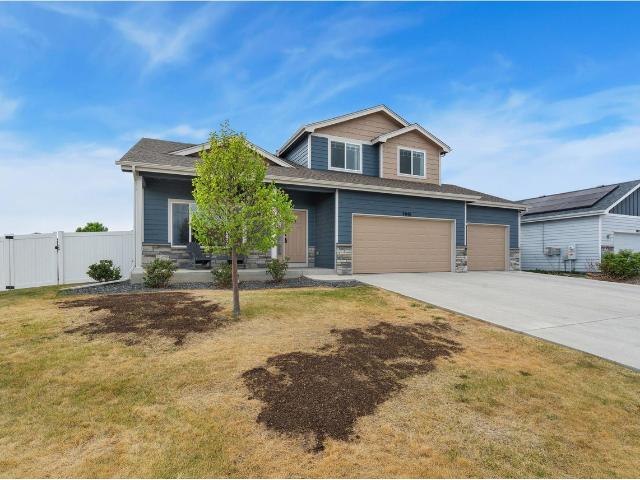 7001 Sumner St, Wellington, CO 80549 | MLS #1057 | Compass