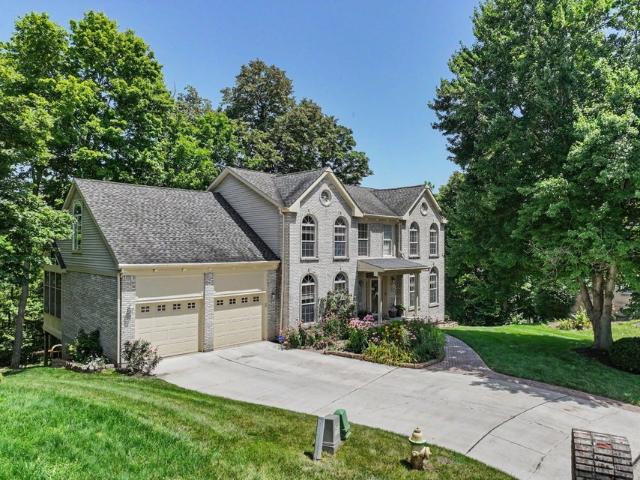 7001 Shadetree Court
