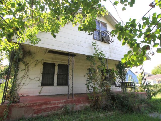 7002 Avenue O, Houston, TX 77011 | MLS #17579 | Compass