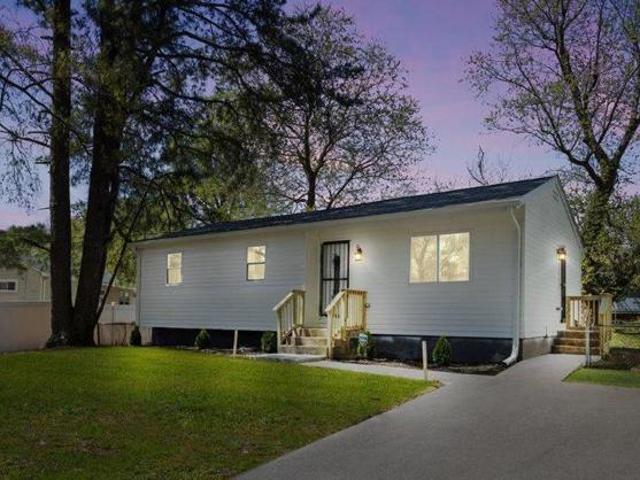 7002 Canyon Dr, Capitol Heights, MD 20743