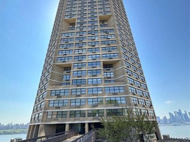 7002 Jfk Blvd E Unit 20G, Guttenberg, NJ 07093