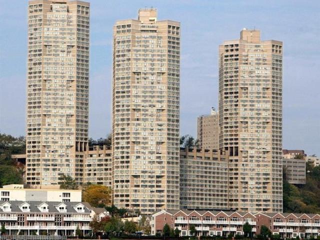 7002 Kennedy Blvd E Apt 26B, Guttenberg, NJ 07093