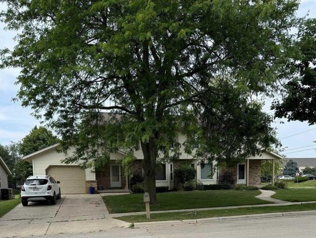 7002 7 Longmeadow Rd, Madison, WI 53717