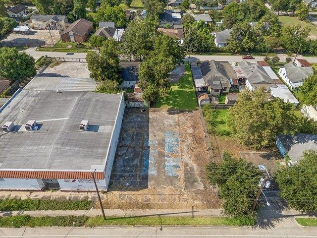 7003 Lyons Ave, Houston, TX 77020