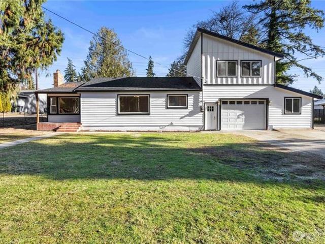 7003 44th Ave E, Tacoma, WA 98443